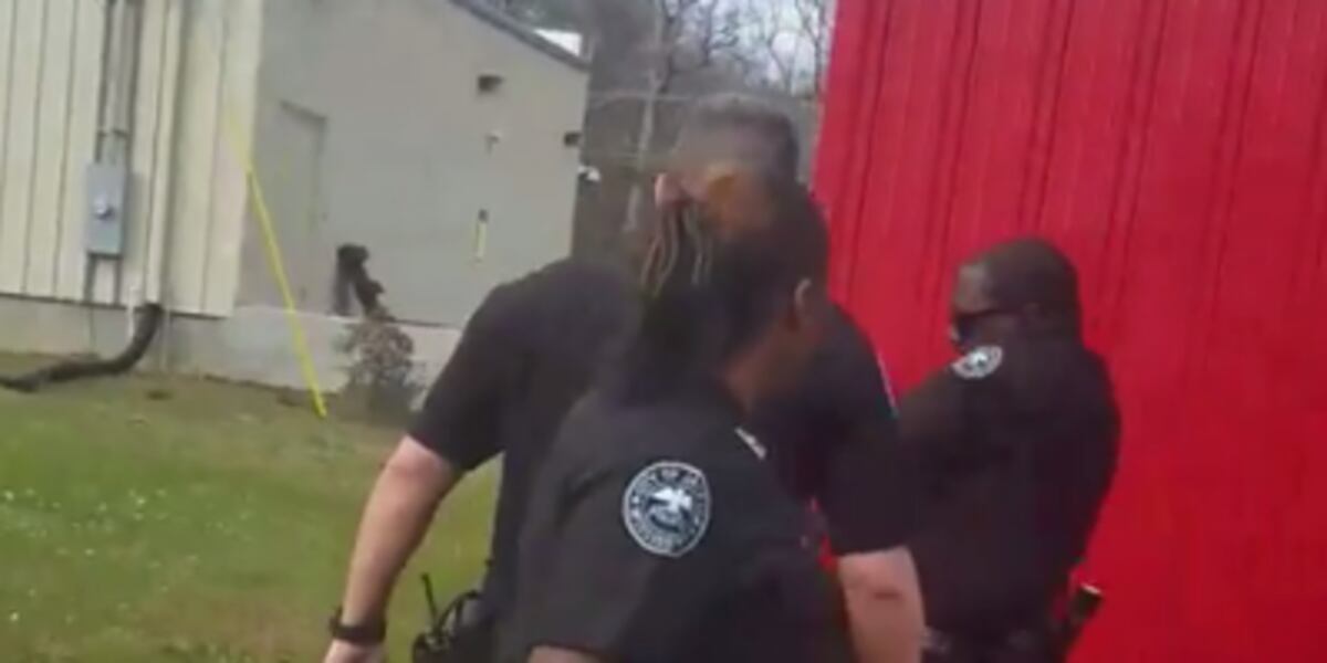 VIDEO: JPD officer fired after video surfaces of him striking ... VIDEO: JPD officer fired after video surfaces of him striking ...